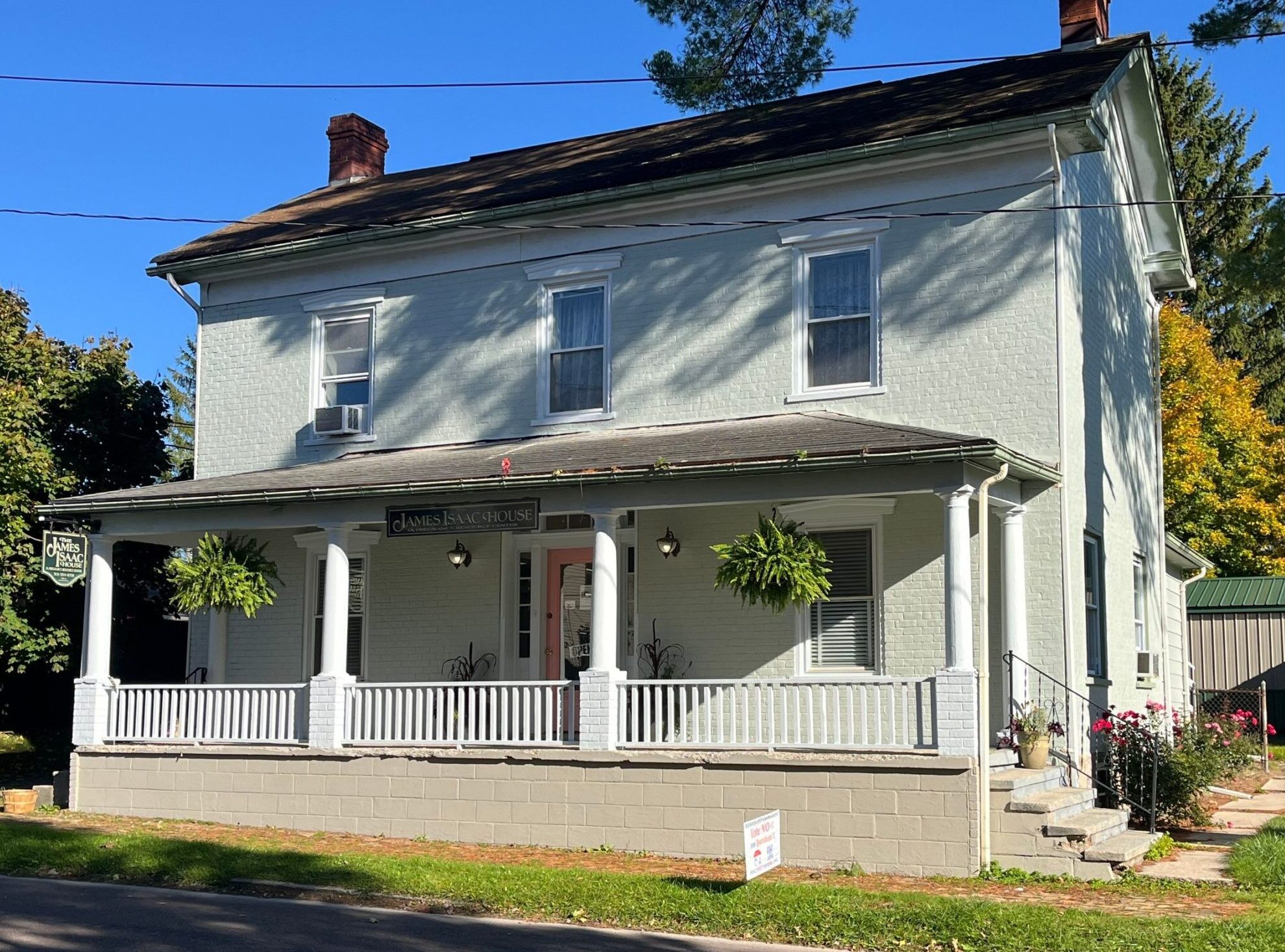 Oakland Center - The James Isaac House